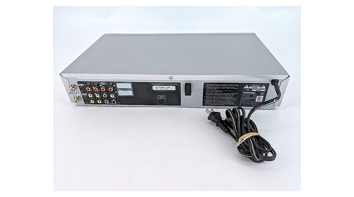 Goldstar GBV441 DVD/VCR Combo - Progressive Scan & Multi-Format Playback