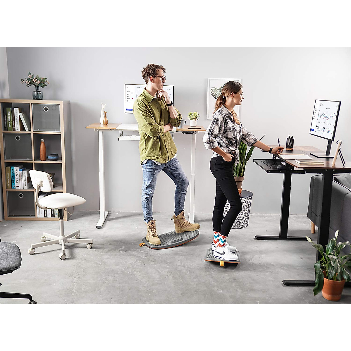 FEZIBO Triple Motor L-Shaped Standing Desk and Anti Fatigue Balance Board(Medium) for Standing Desk Bundle