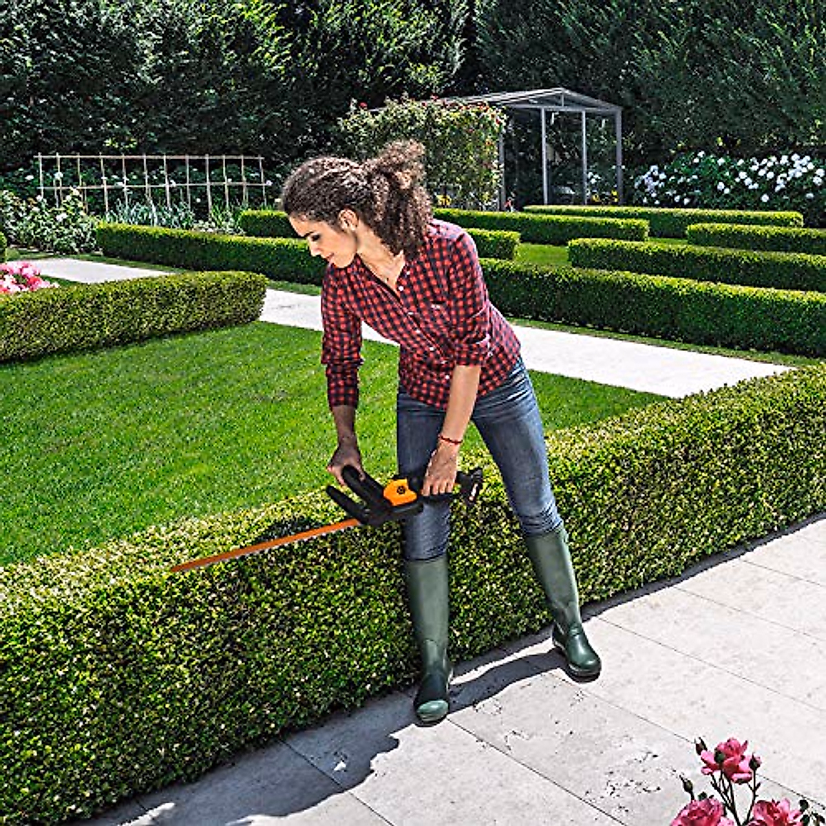 Worx WG261 20V Power Share 22" Cordless Hedge Trimmer (Battery & Charger Included)