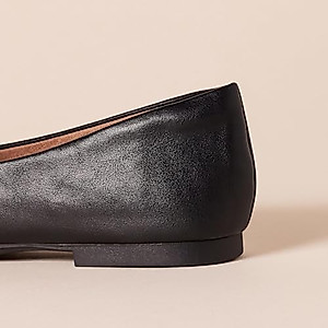 Amazon Essentials Women's Loafer Flat, Black Faux Leather, 9.5