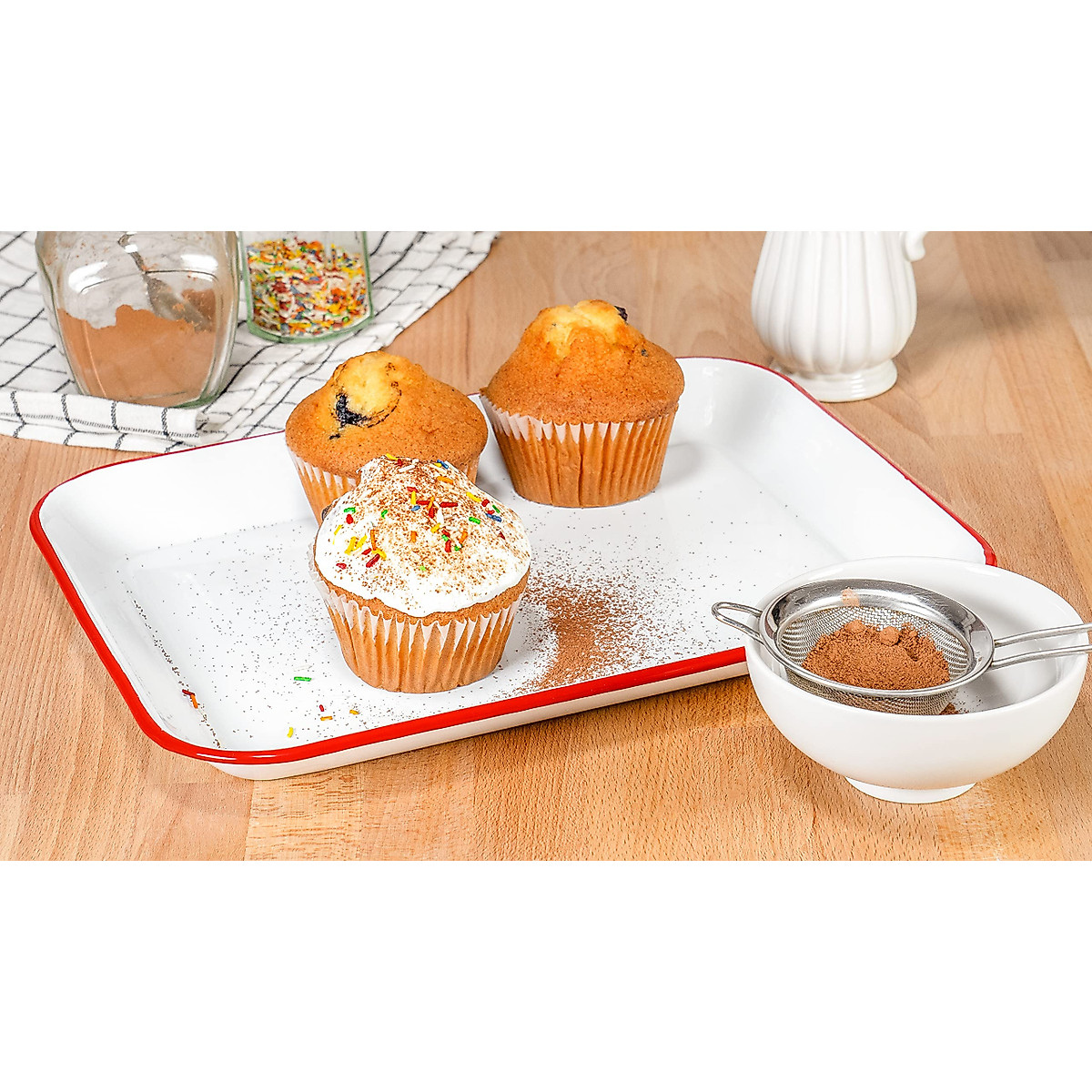 Red Co. 13.5” x 10” Enamelware Metal Classic 1.6-Quart Rectangular Serving Tray, Solid White/Red Rim