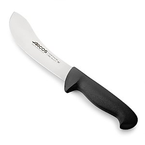 ARCOS Skinning Knife 7 Inch Nitrum Stainless Steel and 190 mm blade. Ergonomic Polypropylene Handle. Series 2900. Features different handle colors to make it easier for each food group. Color Black.