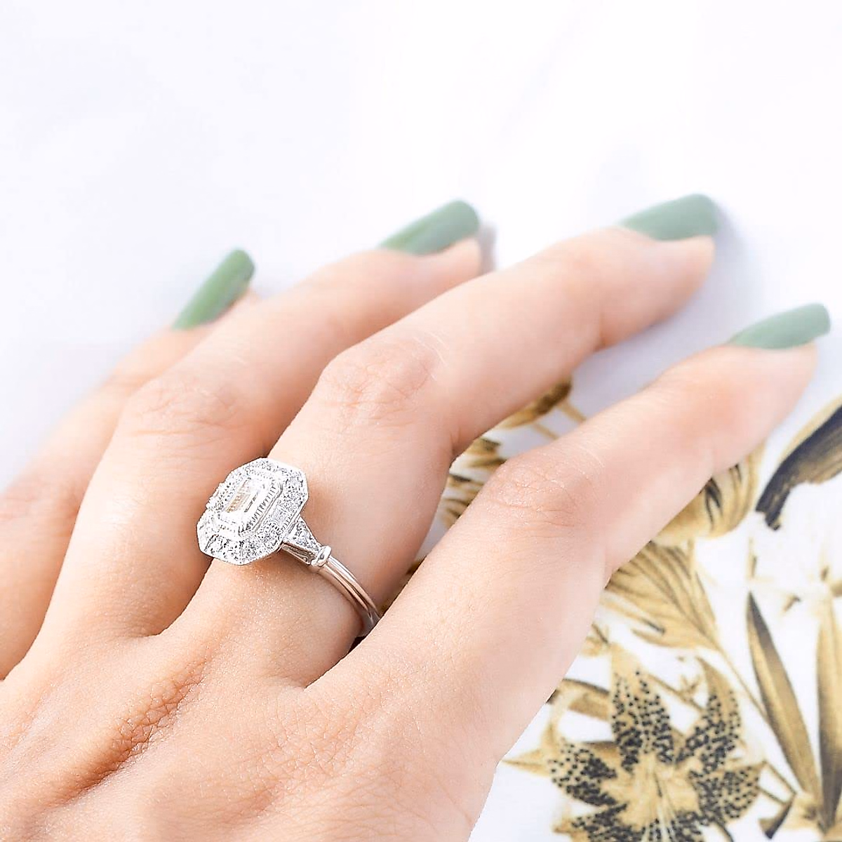 Octa Pearl 0.80 Carat Emerald, Baguette & Round Cut Cubic Zirconia Stone Art Deco Style Wedding Ring In 925 Sterling Silver (VVS, 4/5 CTW, 9 US) CZ Ring