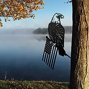 Freedom Eagle Decoration - Garden Metal Bald Eagle Yard Art Bald Eagle Patriotic 4th of July Wall Sculpture for Garden Yard Patio Backyard Tree
