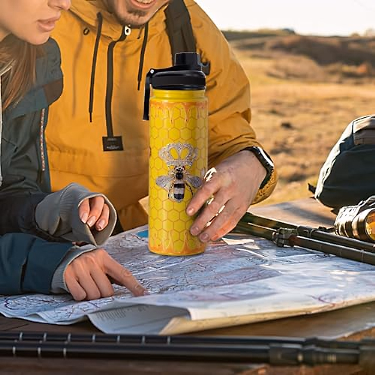 Weboia 24 oz Queen Bee Water Bottles 4 Lids For School With Straw,Hoeny Bee Insulated Metal Water Bottle Birthday Gifts For Women Ideas,Gifts For Girlfriend Daughter