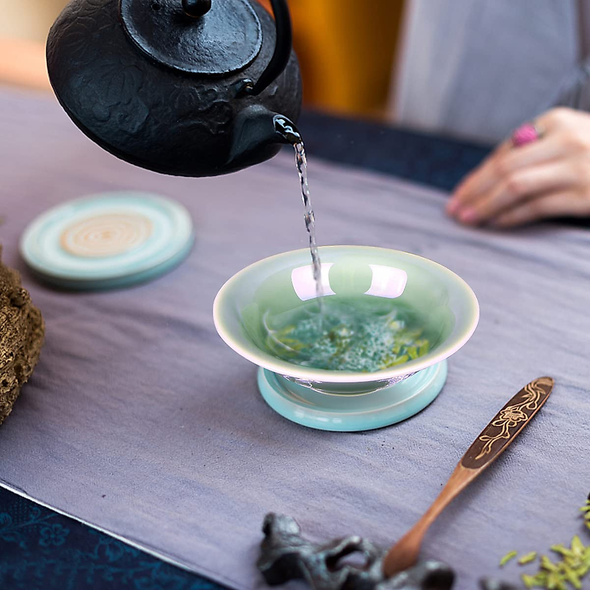 DOITOOL Chinese Sake cup Ceramic Sake Tea Cup Cyan Clay Creative Embossed Celadon Tea Cup Porcelain Bowl, Color Change, Plant Pattern Tableware Wide Mouth Tea Bowl(Random Embossed Pattern)