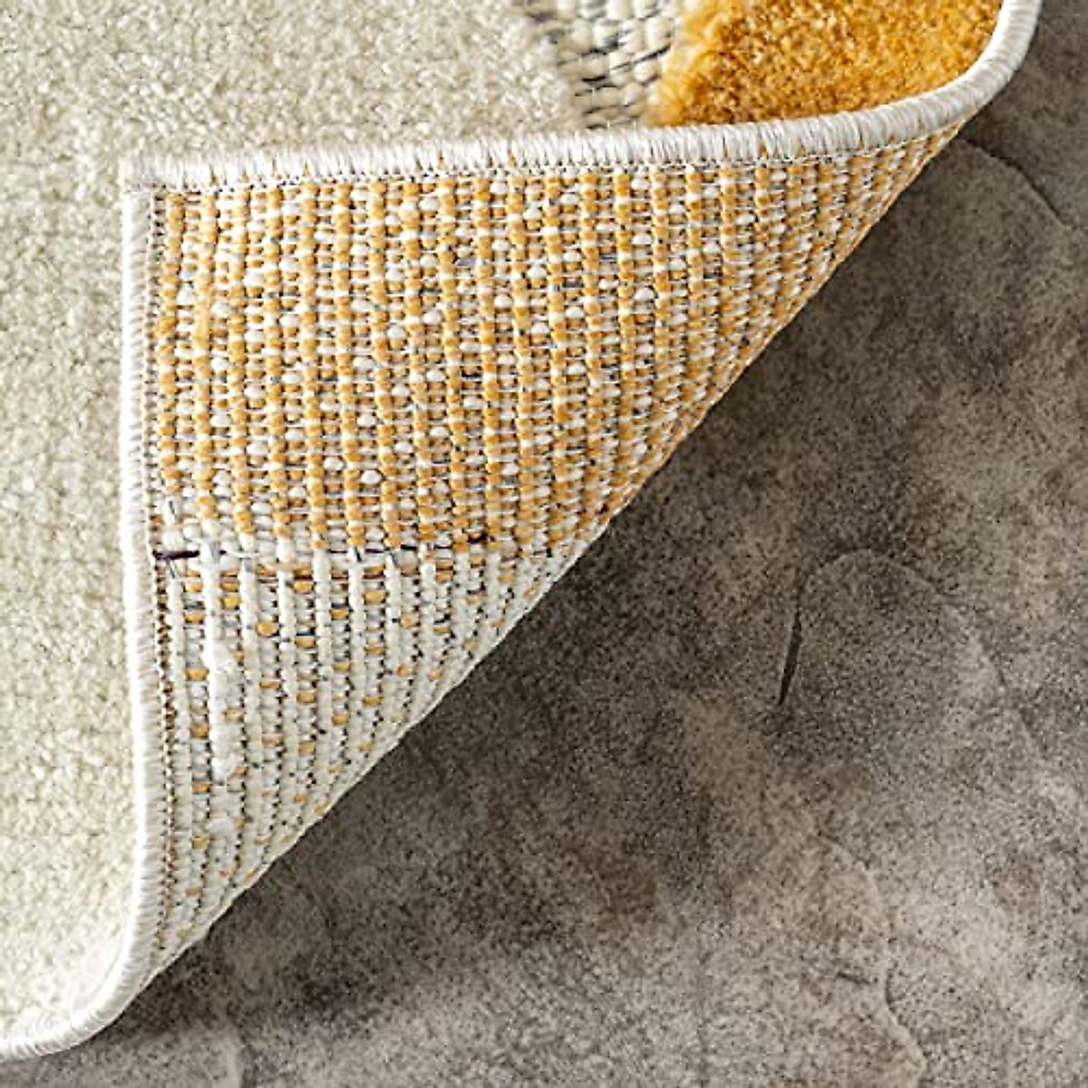 nuLOOM Randi Modern Geometric Indoor/Outoodr Area Rug, 5' 3" x 7' 7", Beige