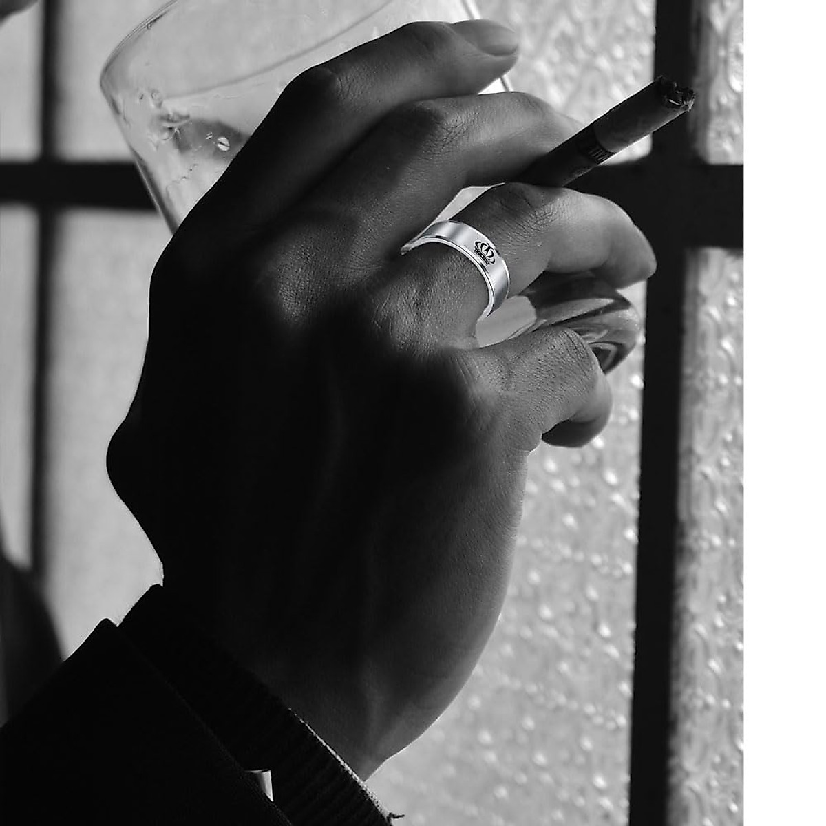 AluoWang King Queen Rings for Couples Set Promise Rings for Him and Her Customizable Matching Wedding Rings for Couples Engagement Rings Black Blue Valentine's Jewelry Gift (Silver Prince Princess)