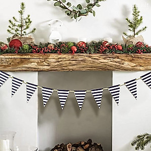 10 Feet Black Striped Banner Pirate Banner Decoration Graduation Flags Observed Supplies Party Garland Black and White Triangle Garland Flags for New Year Birthday Anniversary Party Nursery Classroom Decor 15 Pcs