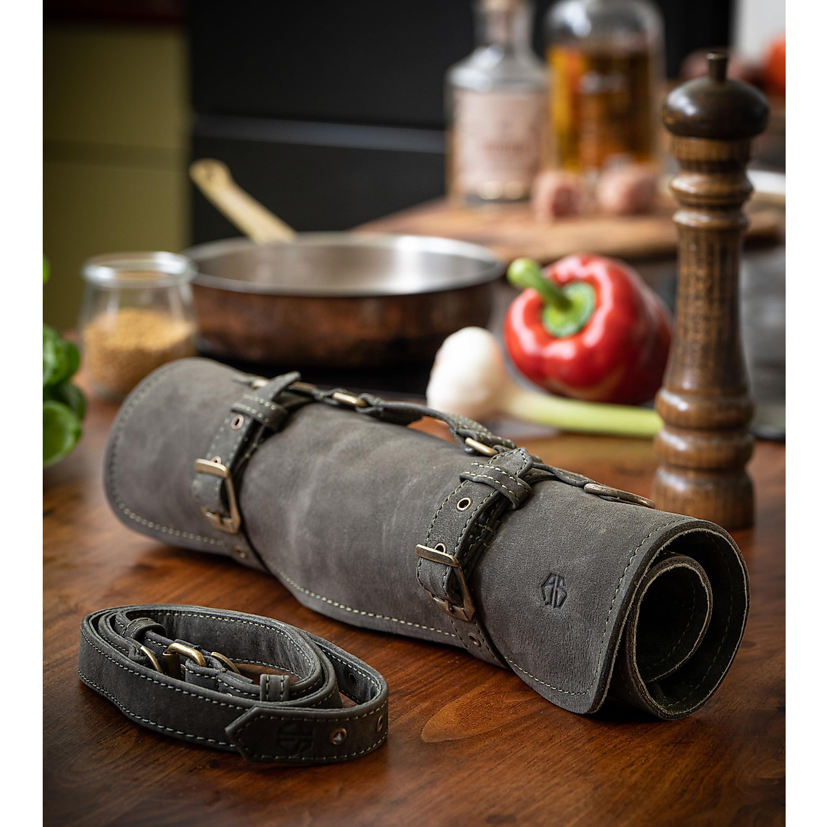Angus Stoke Knife Roll Bag Genuine Leather – Knife case for Chefs 7 Slots – Leather Knife with Handle and Strap Frank (Olive-Green)