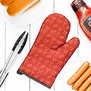 Funny Heat Resistant Oven Mitt Pot Holder Glove - Kitchen Gift for Women and Men - Cooking, Baking, BBQ and Animal Lovers (Grill Master)