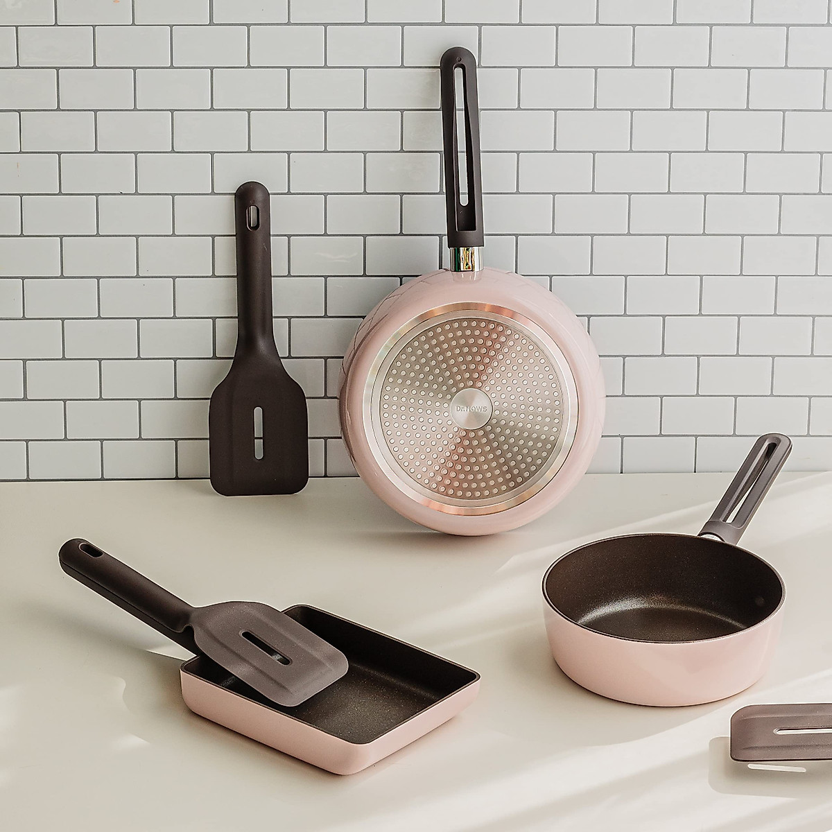 Dr.HOWS Neo Nonstick Coating Saute Pan 9.5 inch Rose Pink Color - Round Frying Pan with Rubber-Coated Handle - Pot For Induction, Ceramic, Electric, Halogen