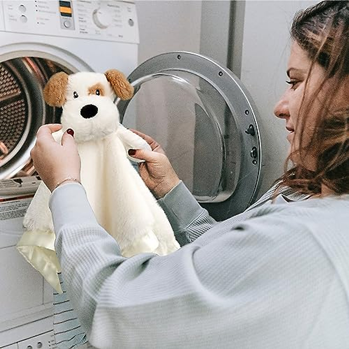 BEILIMU Dog Security Blanket Soft Lovey Baby Stuffed Animal with Satin Backing for Newborn Boys and Girls, Lovely Unisex Puppy Snuggle Toy, Khaki 14 Inch