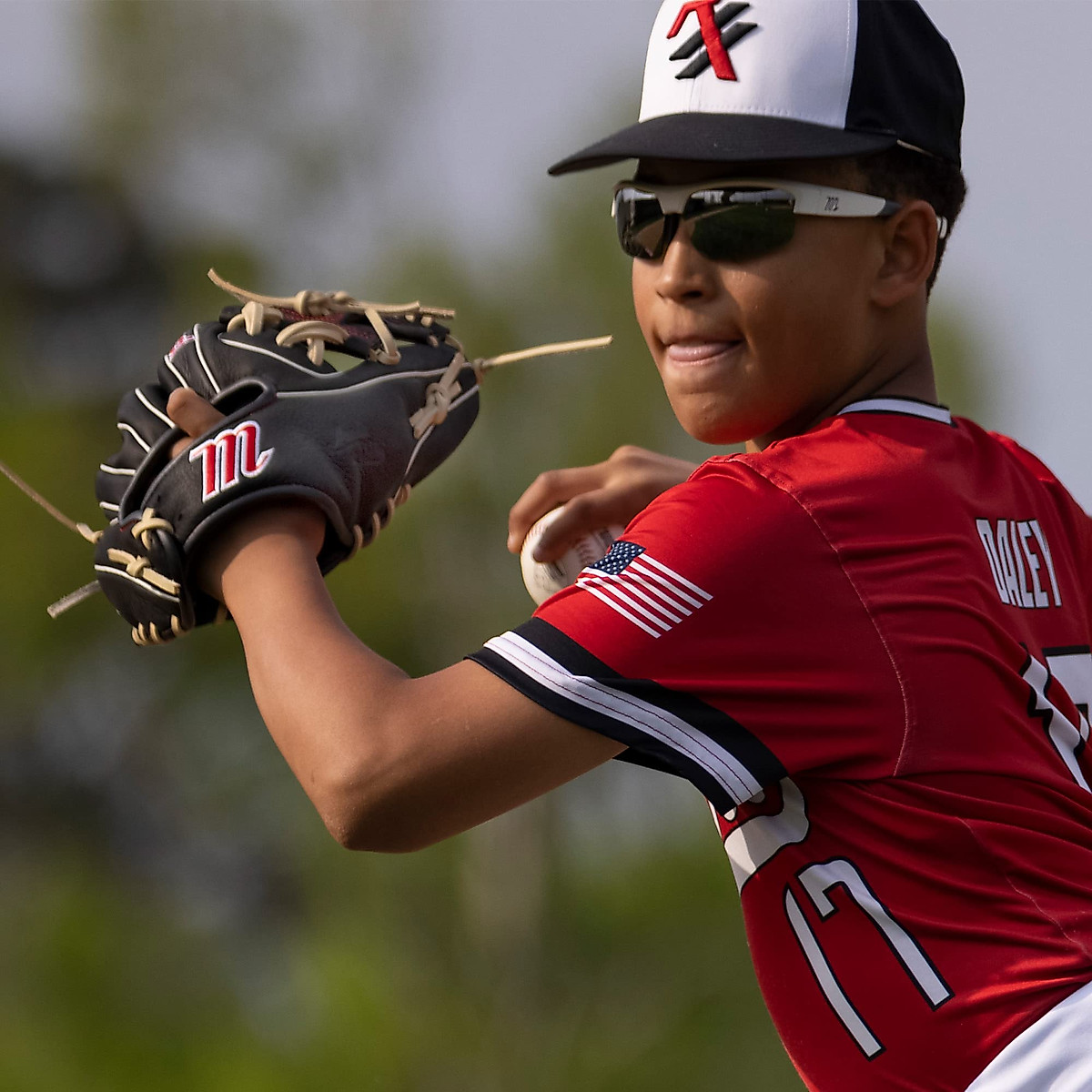 Marucci boys Right Hand Thrower Baseball Glove, BLACK/CAMEL, 11 inch US