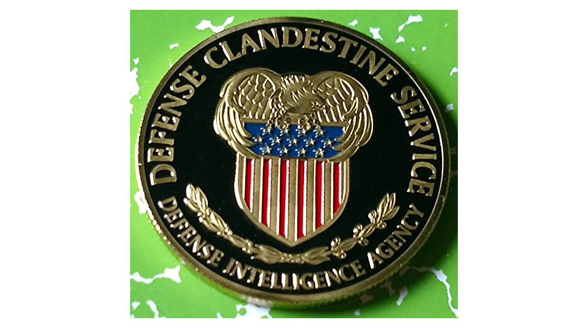US Defense Clandestine Service Art Coin - Collectible Gift