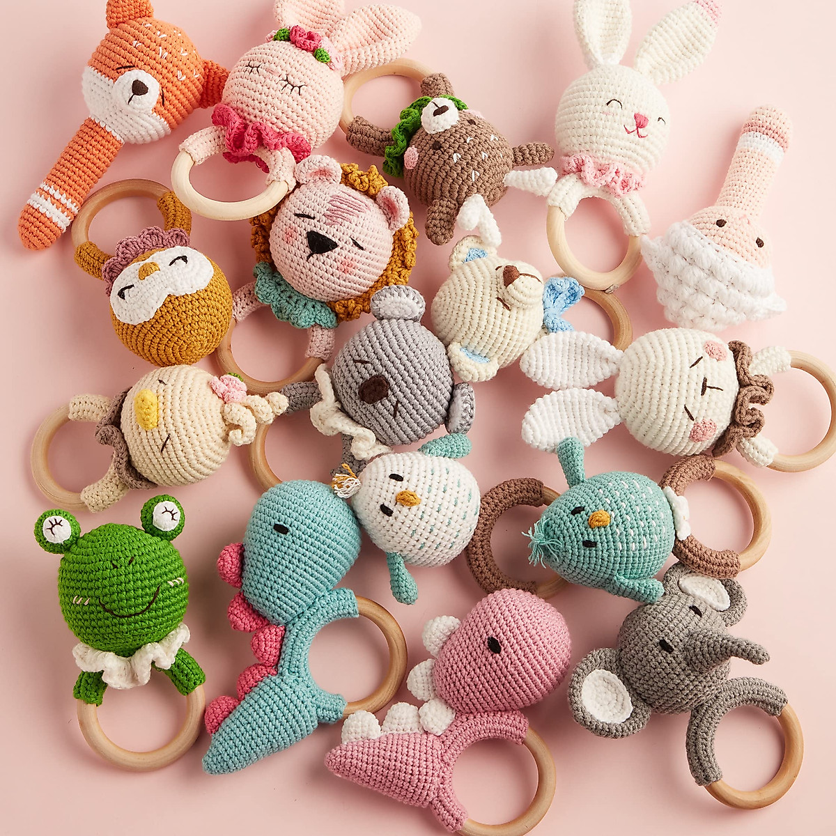 Chippi & Co Crochet Wooden Baby Rattle, Crochet Baby Toys Stuffed Animals Easter Gifts for Kids, Wooden Newborn Toys, Easter Basket Stuffers, Basket Filler for Girls, Boys, Bunny Decor (Clover Bunny)
