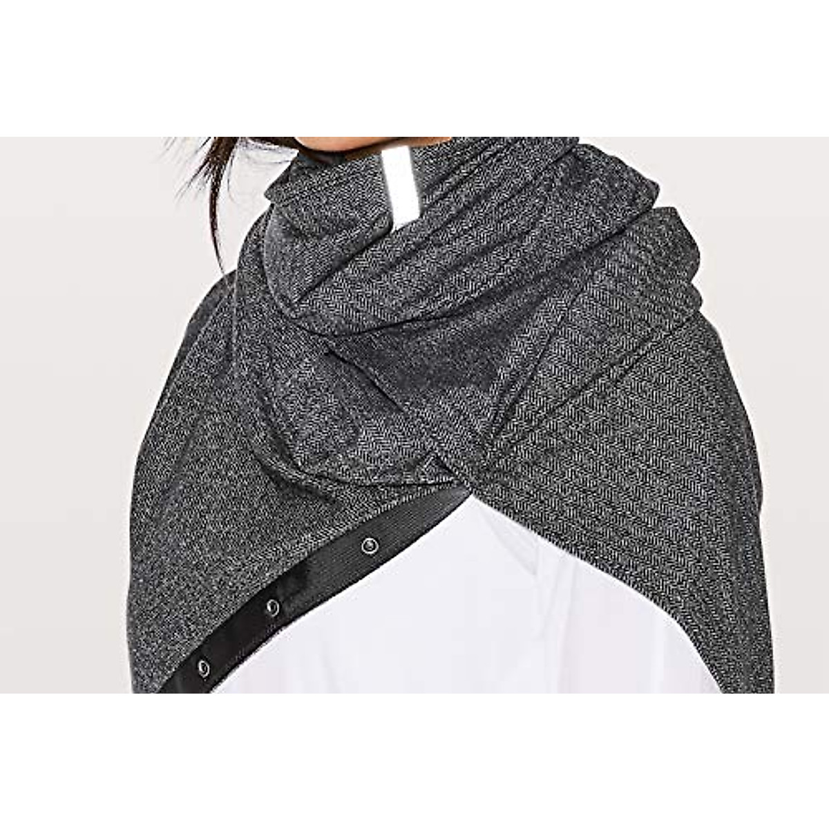 Lululemon Vinyasa Scarf (Heathered Herringbone Heathered Black White)