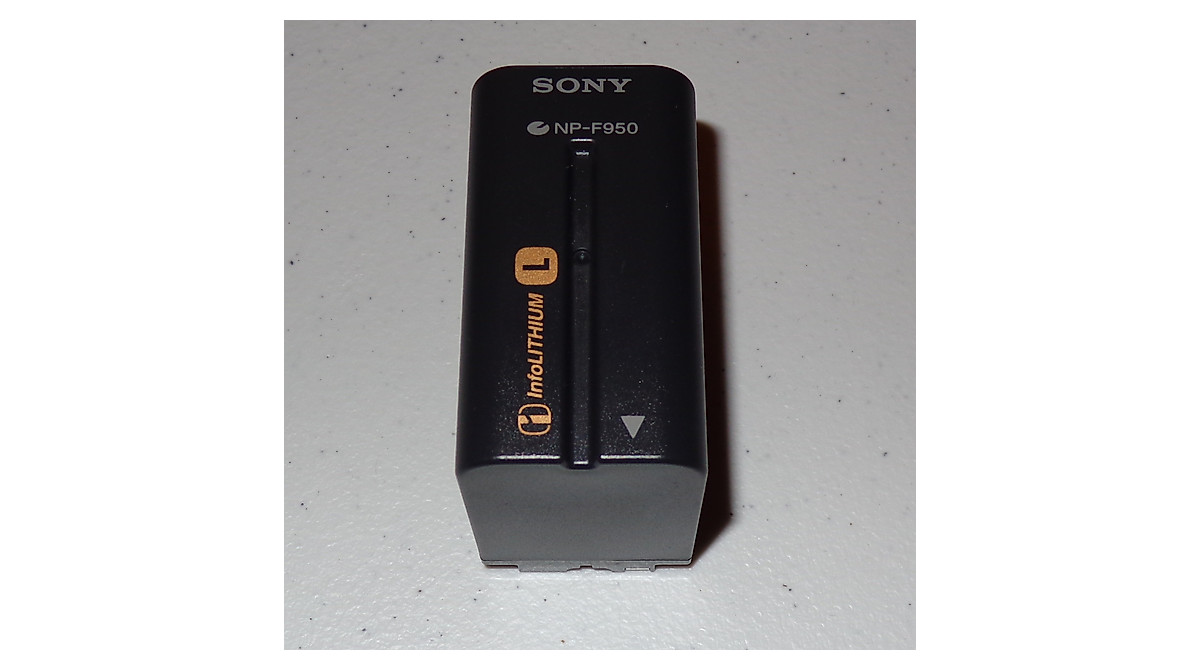 Sony GV-D300 Video Walkman Mini DV - Portable DV Editing & Playback