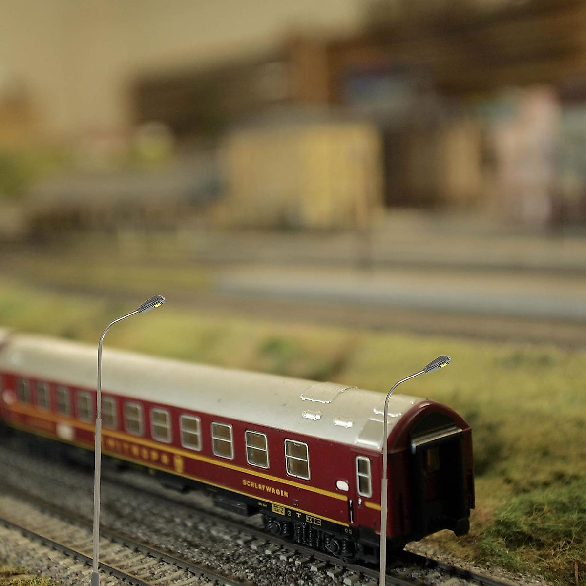 10PCS Model Railway Train Lamp Post 1: 150 Scale Street Lights T N Scale LEDs Light 3V Train Scenery Miniature Accessories