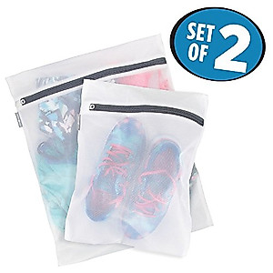 iDesign Mesh Laundry Bags with Built in Zipper for Cleaning Delicates– Set of 2, 1 Medium and 1 Large Bag, White