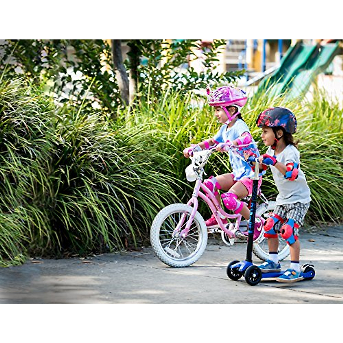 Bell 7059833 Children Spider-Man 3D Web Slinger Multi-Sport Helmet , Child (5-8 yrs.)