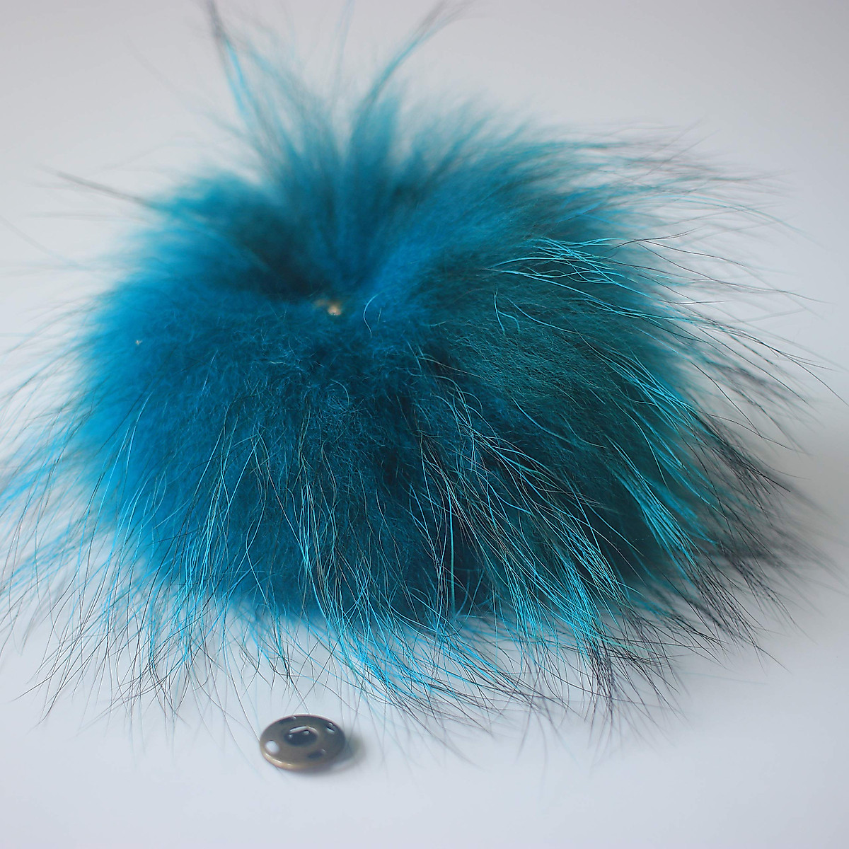 Chunxiao DIY Raccoon Fur Pom Pom Ball with Press Snap Button for Knitted Hat Beanie Hats, Detachable