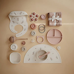 mushie Silicone Baby Teether Toy | Cat (Blush)