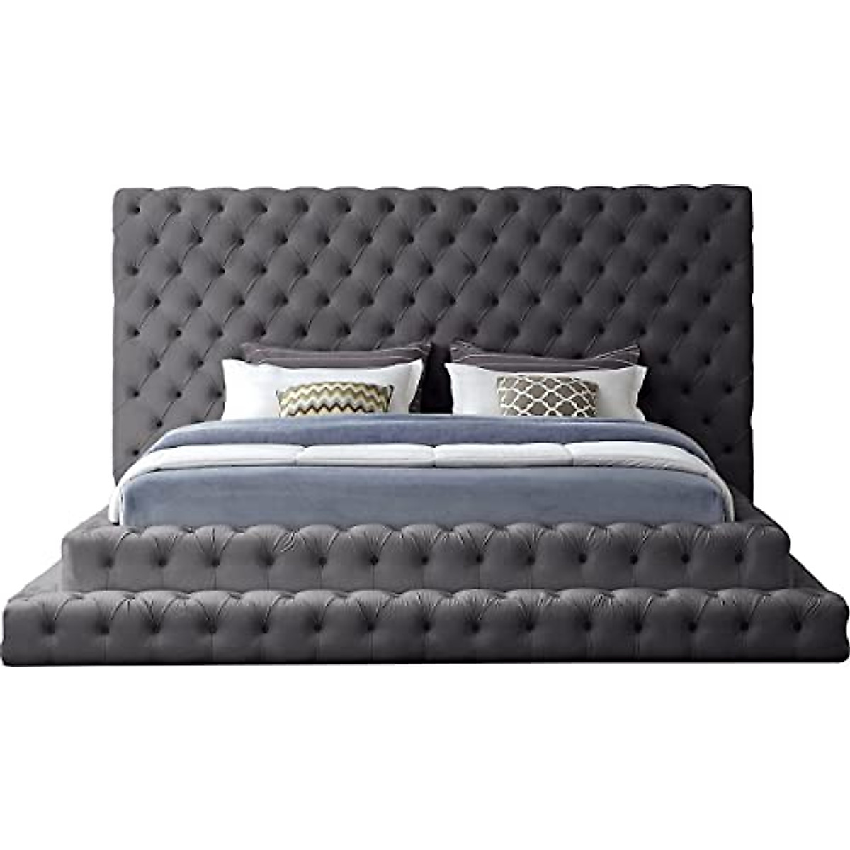 Meridian Furniture Revel Collection Velvet Upholstered Bed with Deep Button Tufting, King, Grey