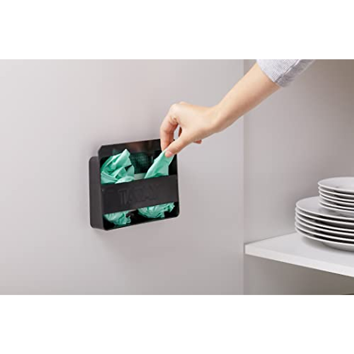 TATAY Kitchen Food Waste Compost Caddy Bin with Holder, 6L Capacity, Polypropylene, Made from 100% Recycled Materials, Black Colour. Measures 26,5 x 20,5 x 18,5 cm