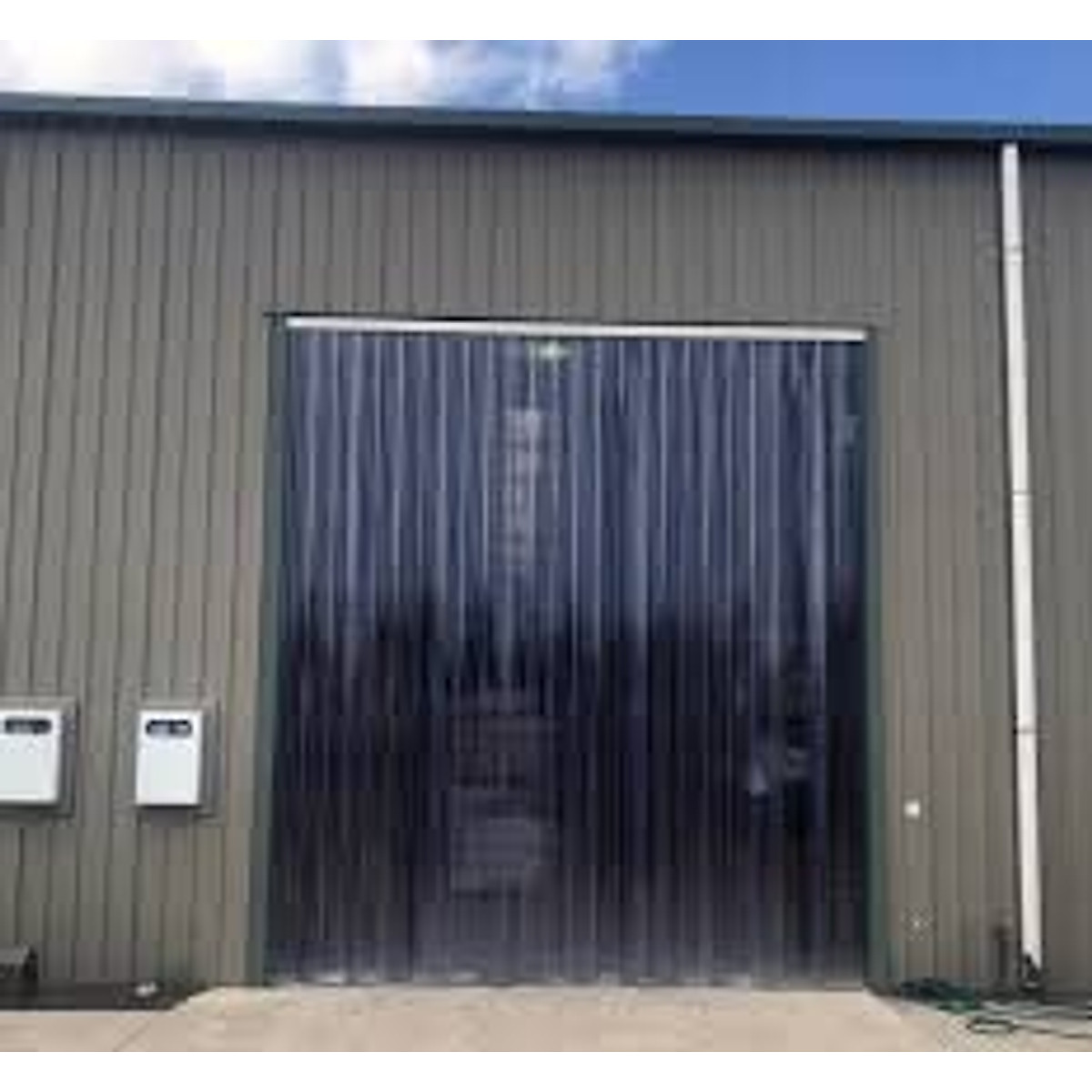 Strivide - Vinyl Plastic Strip Curtain Door Kit 168 in. (14 ft) Width x 108 in. (9 ft) Height Clear Ribbed 12 in. Strips with 100% Overlap