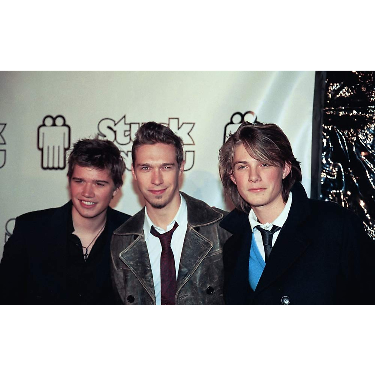 Posterazzi Poster Print Collection Hanson Brothers Zac Isaac and Jordan at The Premiere of Stuck On You Ny 12803 by Janet Mayer. Celebrity (20 x 16)