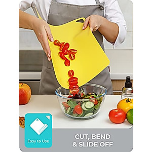 VOMAN Flexible Cutting Boards for Kitchen | Set of 3 | BPA-Free Cutting Mats for Cooking, Color Coded Cutting Board Mats | Non Slip Cutting Sheets | Plastic Cutting Board Set | Chopping Boards
