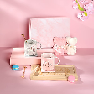 Housewarming Gift Set, 11pcs New Home Gift Set with Bamboo Cutting Board, Towels, Ceramic Mugs and Coasters, Gold Metal Spoons, Gift Set Basket for First/New Home Owner, Wedding, and Holidays