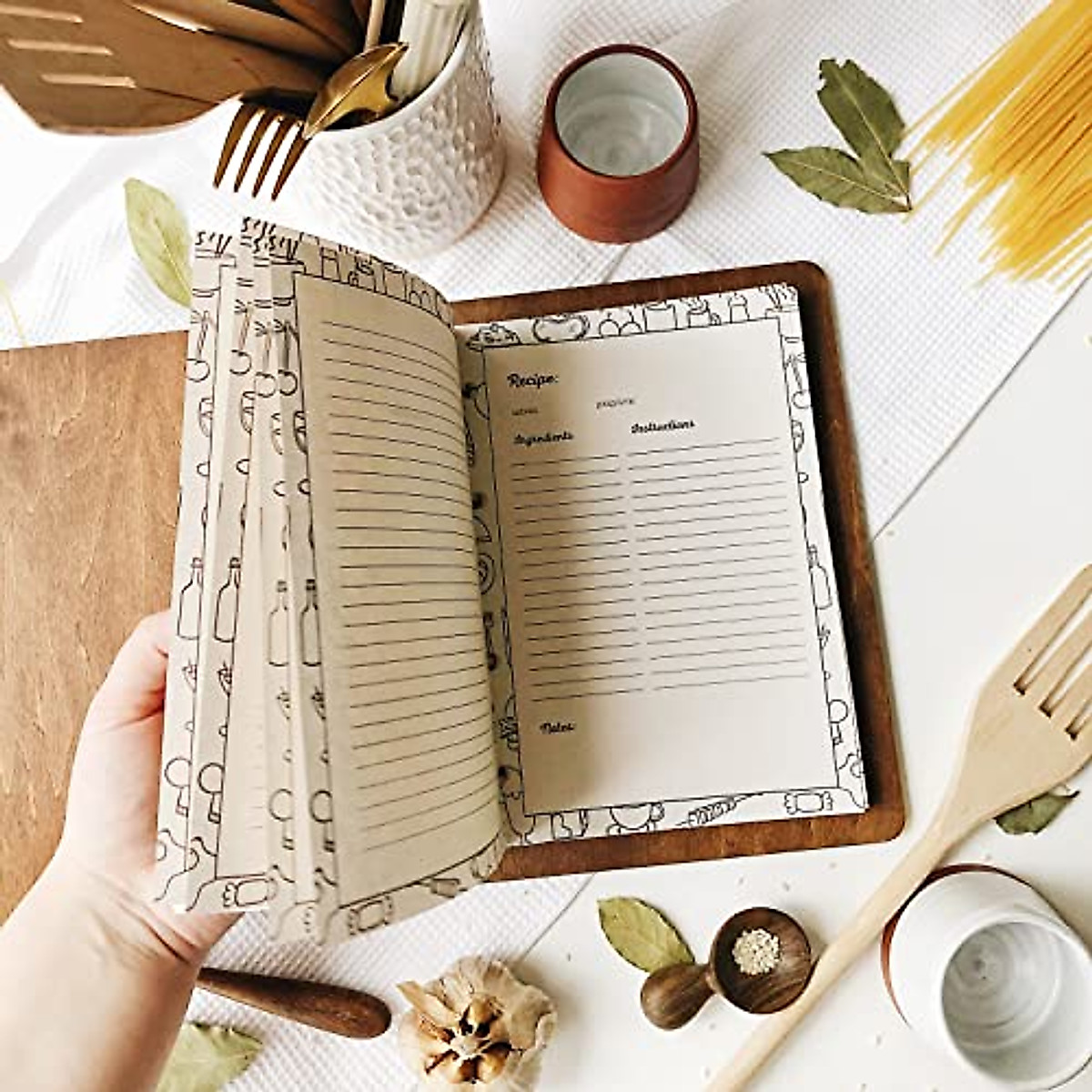 Personalized Recipe Book To Write In Your Own Recipes - Blank Recipe Binder Cookbook - Family Recipe Book Organizer (Large)