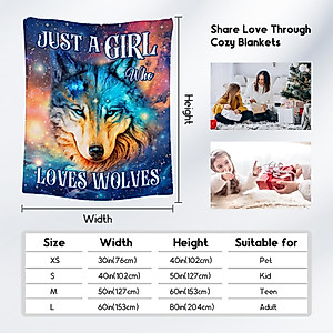 Wolf Blanket for Girls - 40x50 Inches Soft Cozy Fleece Blankets - Wolf Print Gifts for Wolf Lovers - Plush Kids Blanket for Kids - Animals Room Decor for Couch Chair