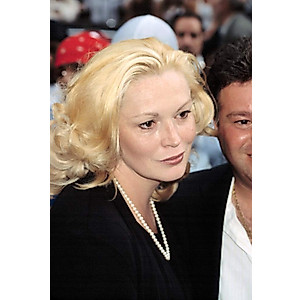 Posterazzi Poster Print Collection Cathy Moriarty at Premiere of City by The Sea Ny 8262002 by Cj Contino Celebrity (16 x 20)
