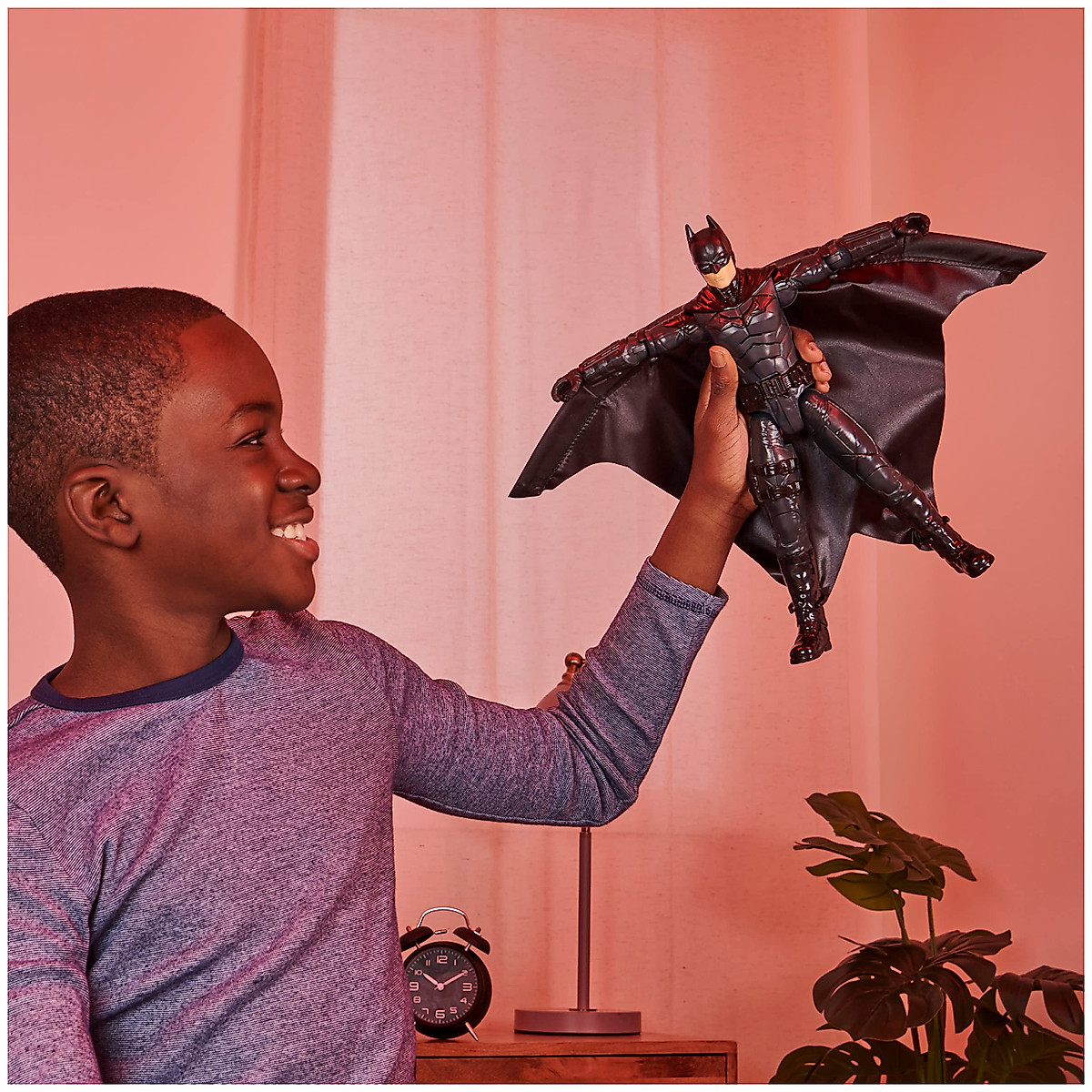 DC Comics, Batman 30cm Wingsuit Action Figure with Lights and Phrases, Expanding Wings, The Batman Movie Collectible Kids Toys for Boys and Girls Ages 3 and up