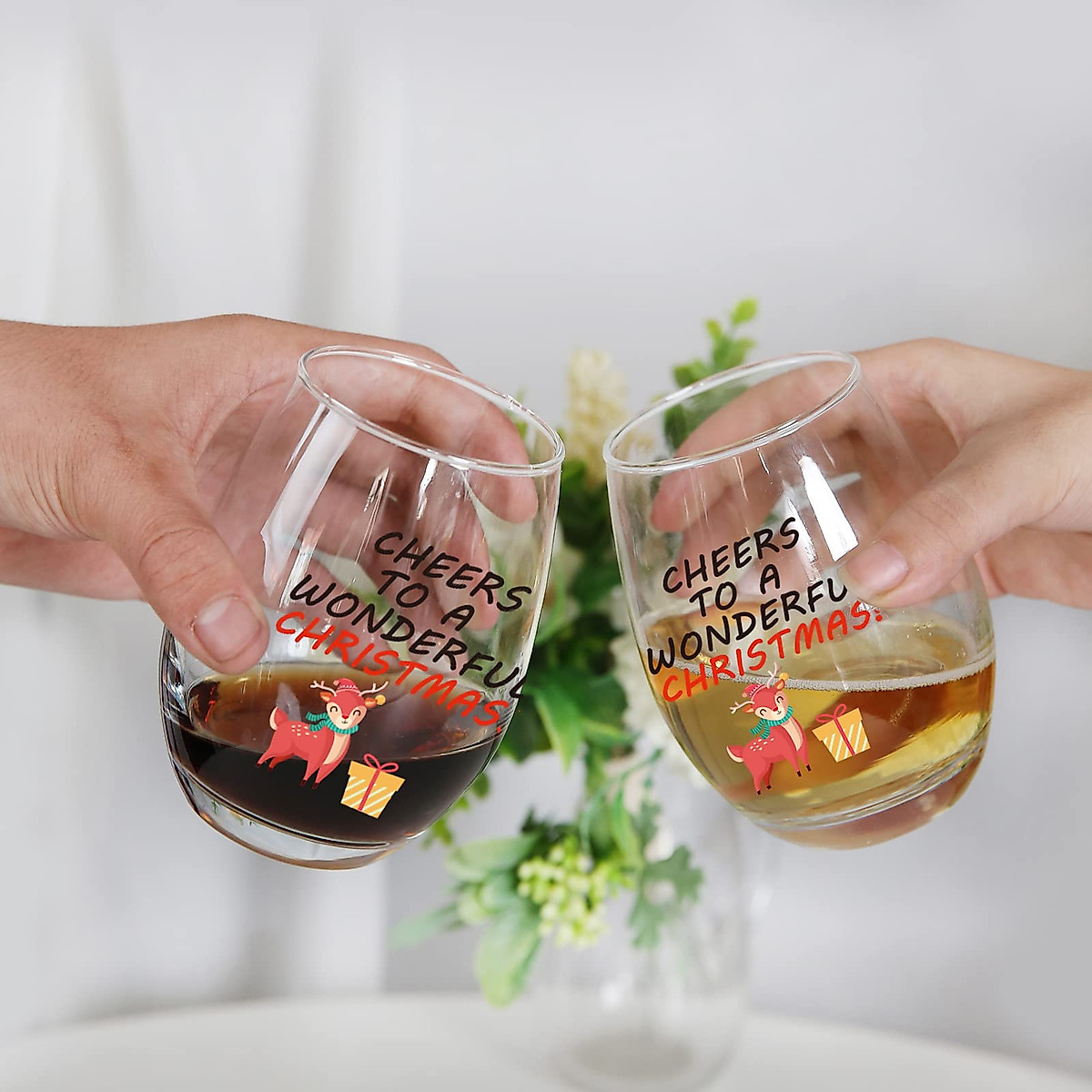 Jogskeor Cheers to a Wonderful Christmas Wine Glass, Christmas Elk Stemless Wine Glass for Friends Dad Mom Women Men Christmas New Year Wedding Party Winter Holiday Party, 15 Oz