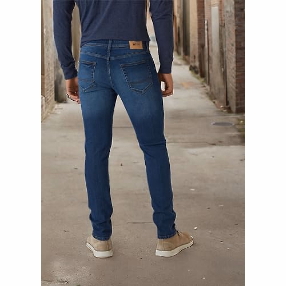 IZOD Men's Slim Fit Jeans - Breathable Cotton Non-Restrictive Comfort Durable Stretch Jeans - Stylish Denim Jeans for Men, Size 34W x 32L, Vespa