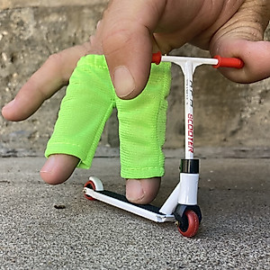 Yllo Professional Finger Scooter Toy Made of Alloy Metal with Changeable bar Grips, Rubberized Wheels, and Two Piece Fork. for use Fingerboard Obstacles, Fingerboard Parks, and competitions. - White