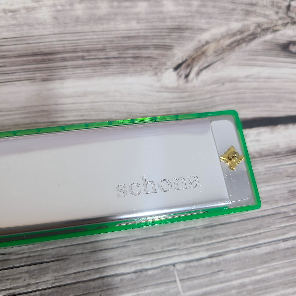 schona Musical instruments Harmonica, your ideal portable and durable music companion