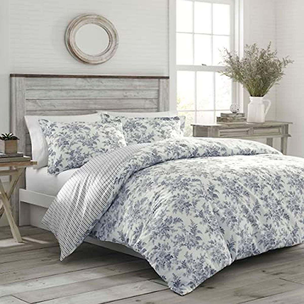 Laura Ashley- King Duvet Cover Set, Reversible Cotton Bedding Set, Includes Matching Sham(s) with Bonus Euro Sham(s) & Throw Pillow Covers (Annalise Floral Grey, King)