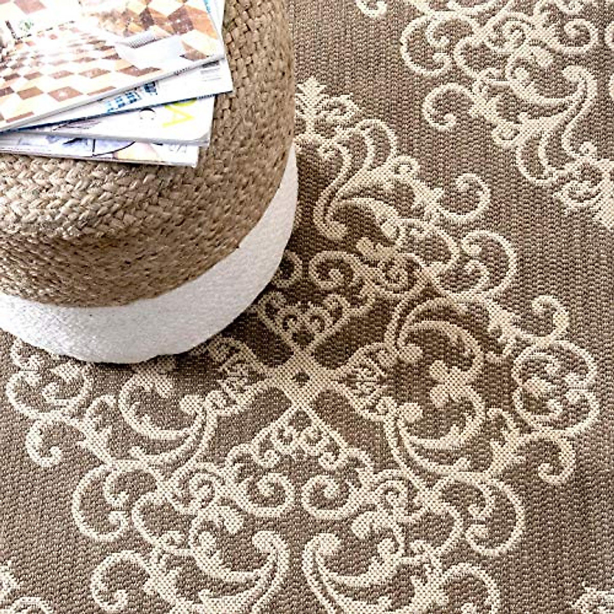 nuLOOM Frontier Coronated Trellis Indoor/Outdoor Area Rug, 8' x 10', Beige