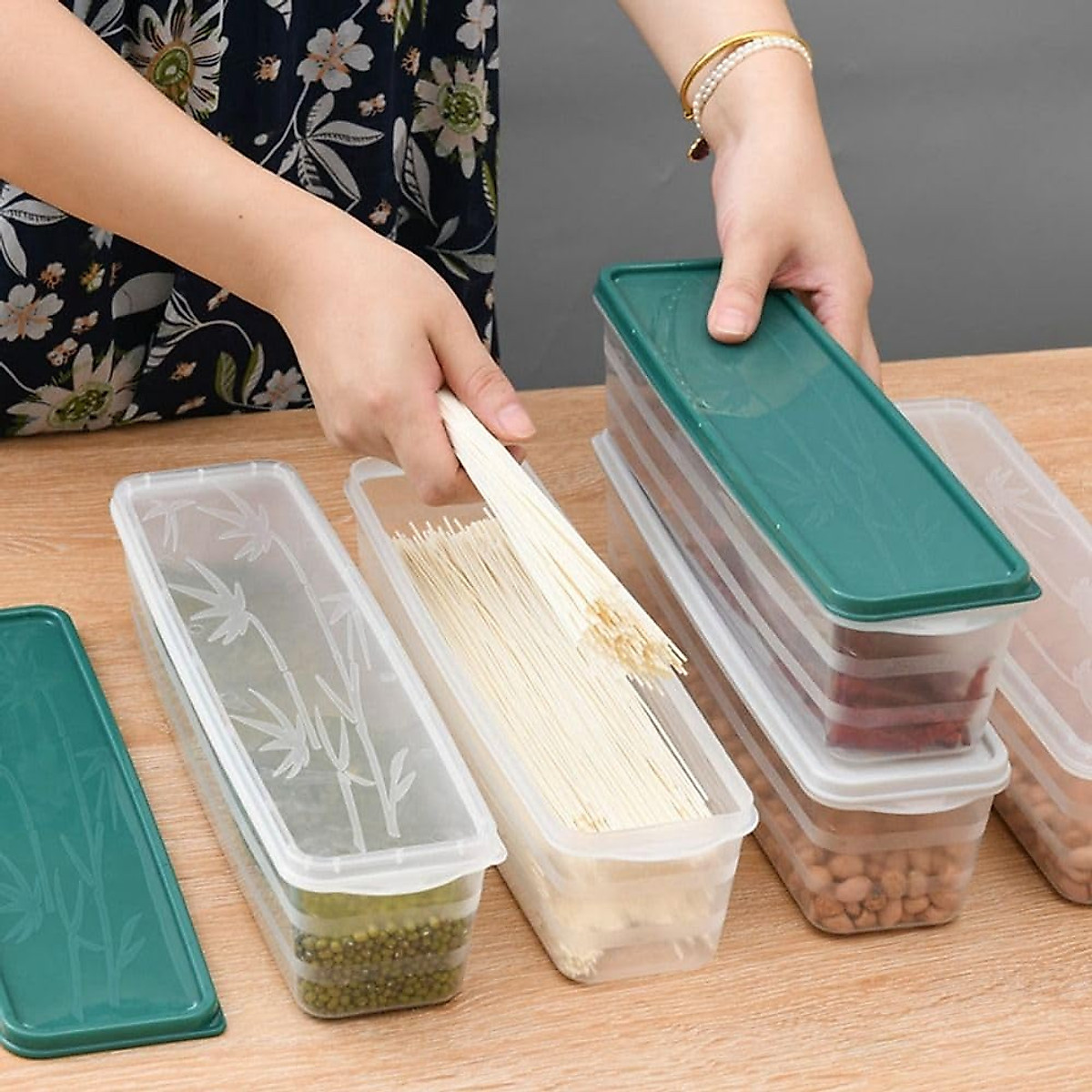 1PCS Noodle Storage Box,Rectangular Pasta Box Food Storage Container Large Capacity Spaghetti Container Portable Pasta Box(grey)