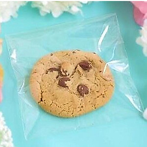 100PCS 4.5x5.5 inch Clear Automatic Sealing Flat Cello/Cellophane Bag Packaging Treat Bags Favor Bags with Self Seal Lip Adhesive Closure for Snacks Bakery Candies