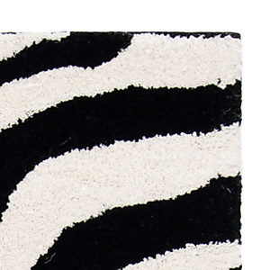 SAFAVIEH Soho Collection 2'6" x 12' Black / White SOH435A Handmade Premium Wool Runner Rug