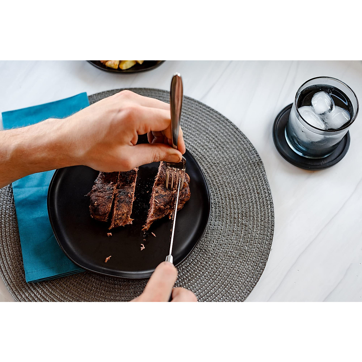 DURA LIVING 4-Piece Serrated Kitchen Steak Knife Set – Forged High Carbon Stainless Steel, Ultra Sharp, Ergonomic Black Handles, Durable Dinner Knives, Cream Handle