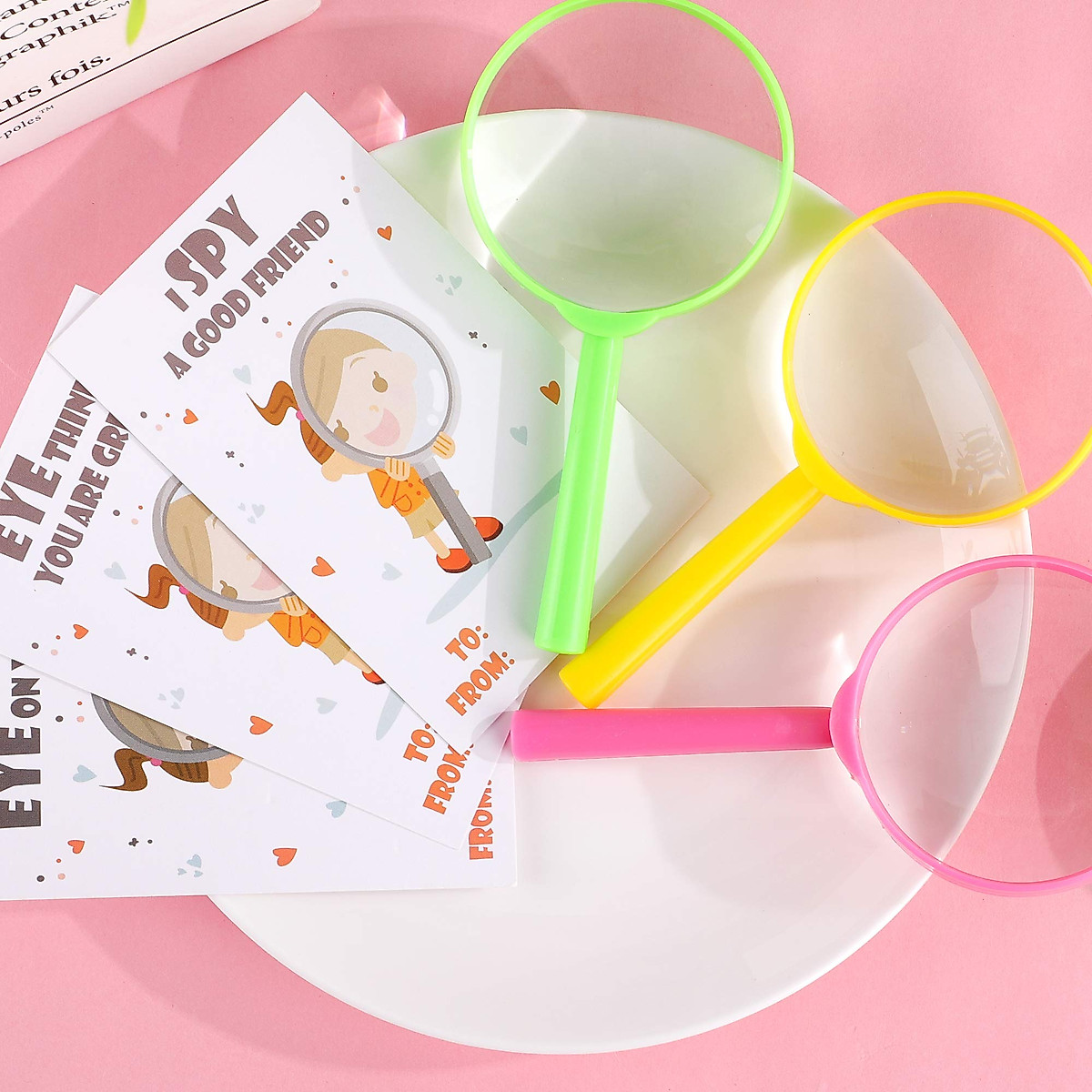 FiGoal 30 Pack Valentines Cards with 30 Colorful Magnifying Glasses in 3 Colors Plus Goodie Bag for Greeting Cards School Classroom Prizes Valentines Party Favors