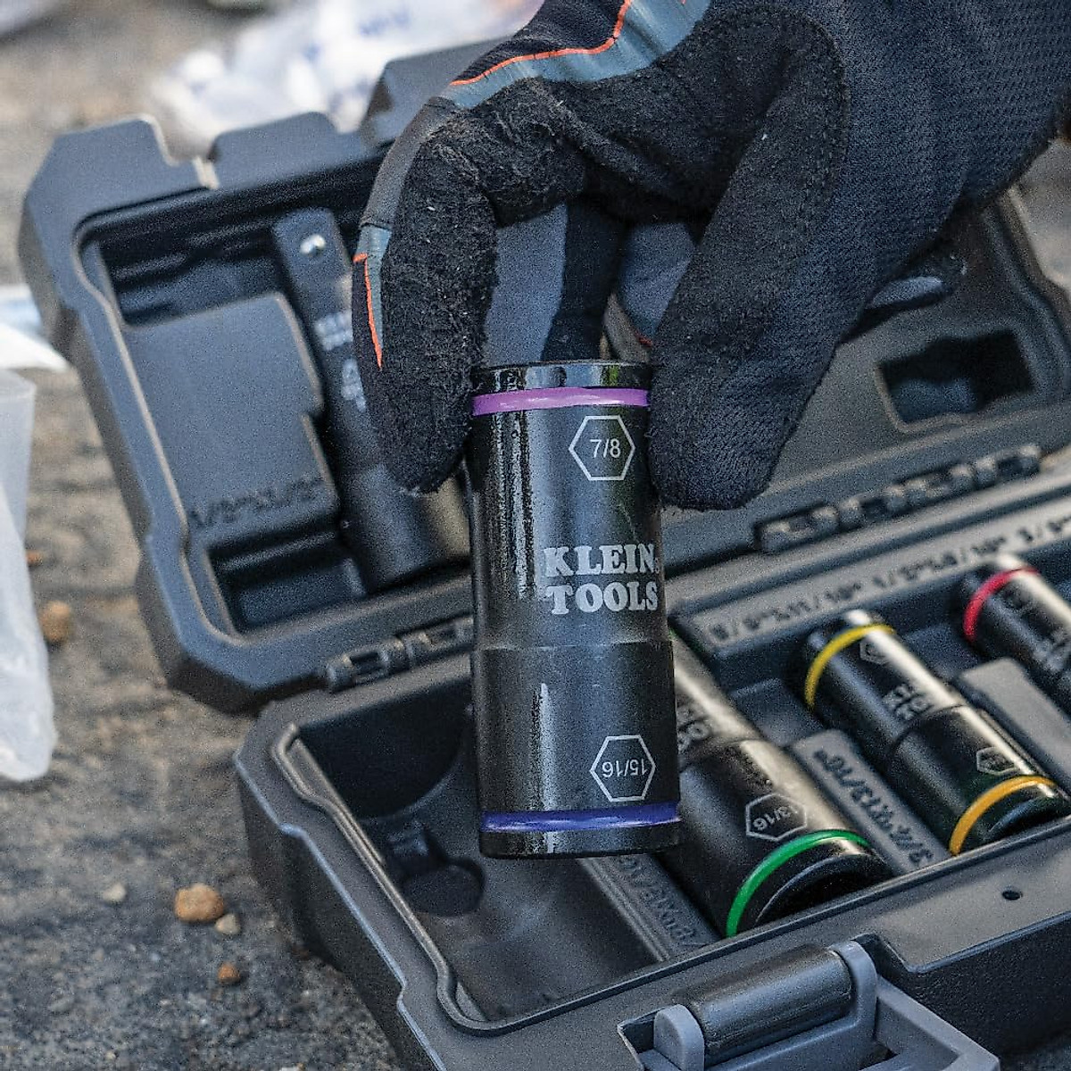 Klein Tools 66077 Impact Driver Flip Socket, 7/16- and 3/8-Inch Sizes, Use with Klein Tools Compact Impact Wrenches BAT20CW, BAT20CW1