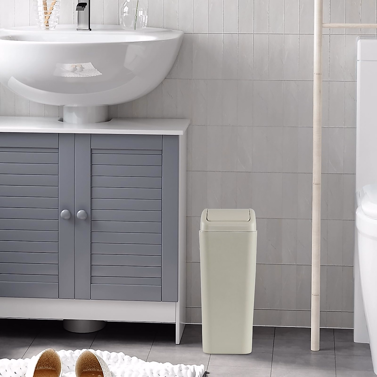 Saedy Small Swing Lid Trash Can, 14 L Slim Garbage Bin